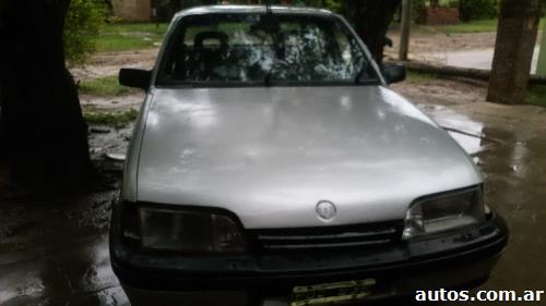 Fotos de Chevrolet Monza en Formosa Capital $ARS 32.000, aÃ±o 1997, Nafta